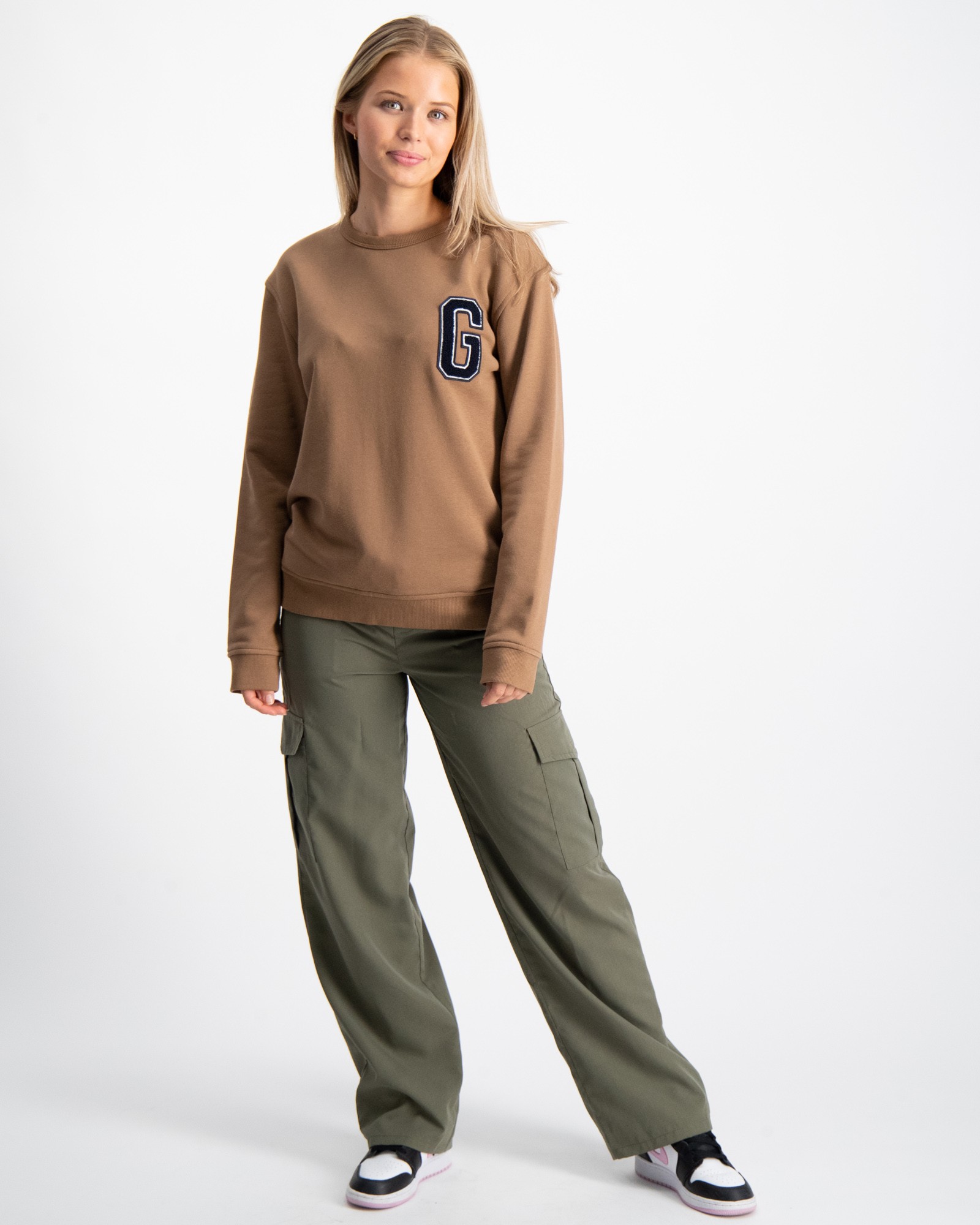 GANT Brun RELAXED C-NECK SWEAT för Tjej | Kids Brand Store